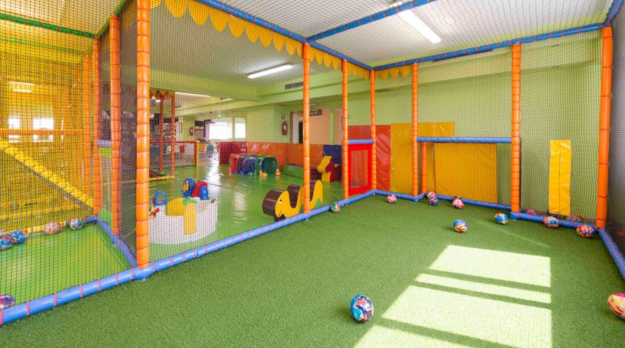 TOYS LAND, Παιδότοπος Βόρεια Προάστια σε Λυκόβρυση - Φωτογραφίες ...